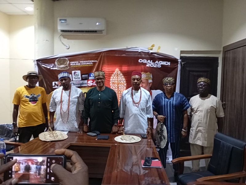 Eze Iweka III Marks 14th Obiora/Iwaji festival on the Throne