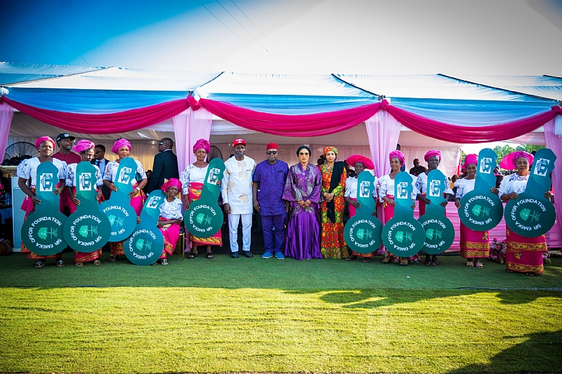 Soludo Commends Emeka Offor for Donating #200m worth bungalows to 10 ...