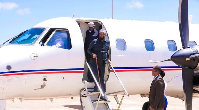 Jubaland President Ahmed Madobe departs for Kenya to meet with ...