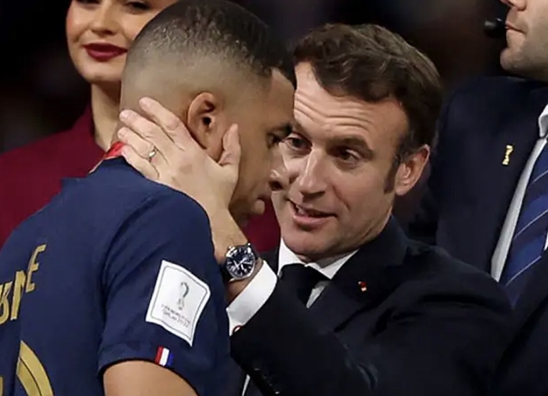 2022 World Cup: President Macron Lauds French Players