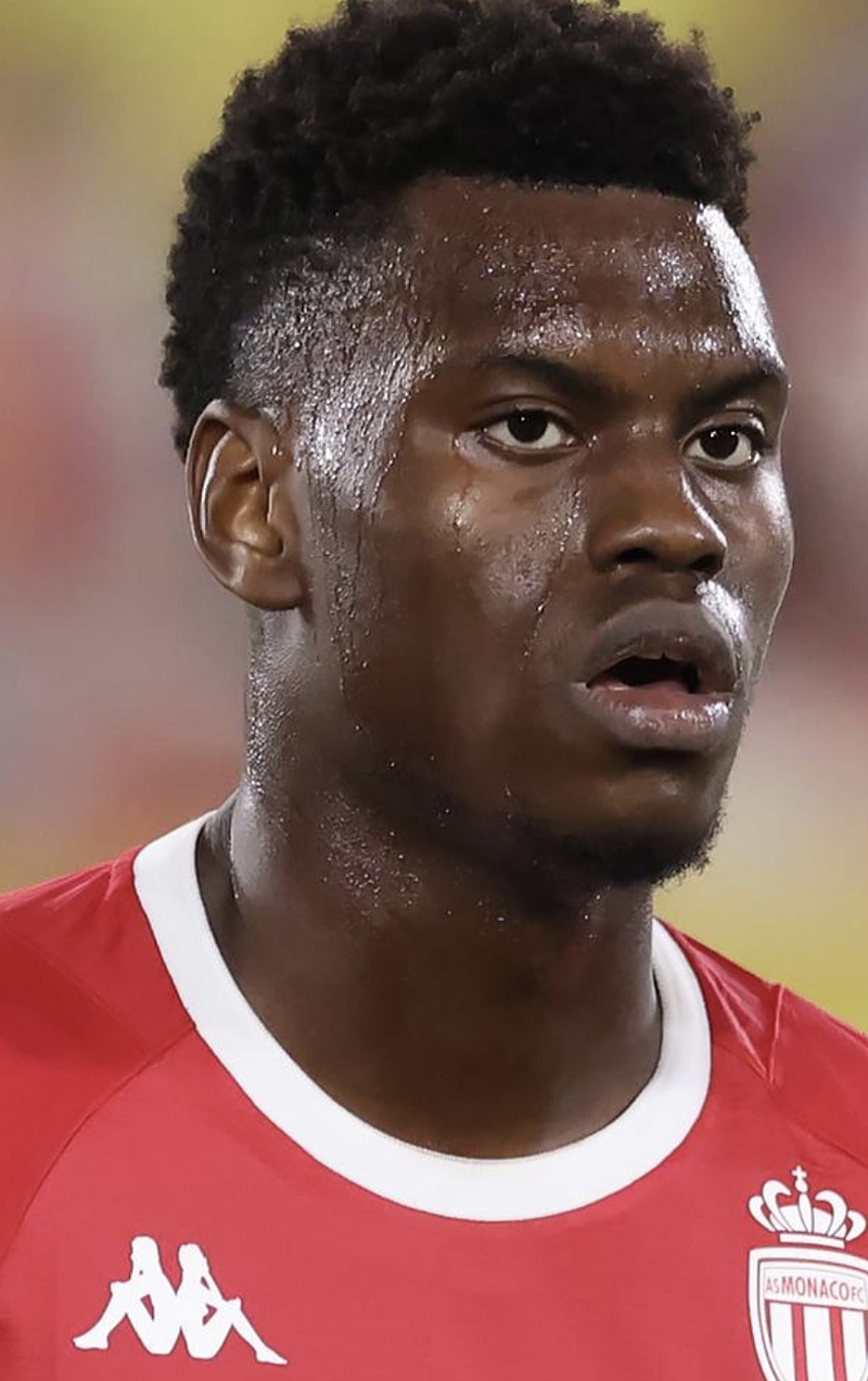 Transfer: Chelsea continue talks for AS Monaco Defender