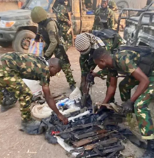 Nigerian Army Foils Arms Supply Chain, Recovers Weapons In Taraba
