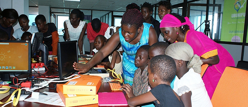 Women coders: Young African women turn to coding