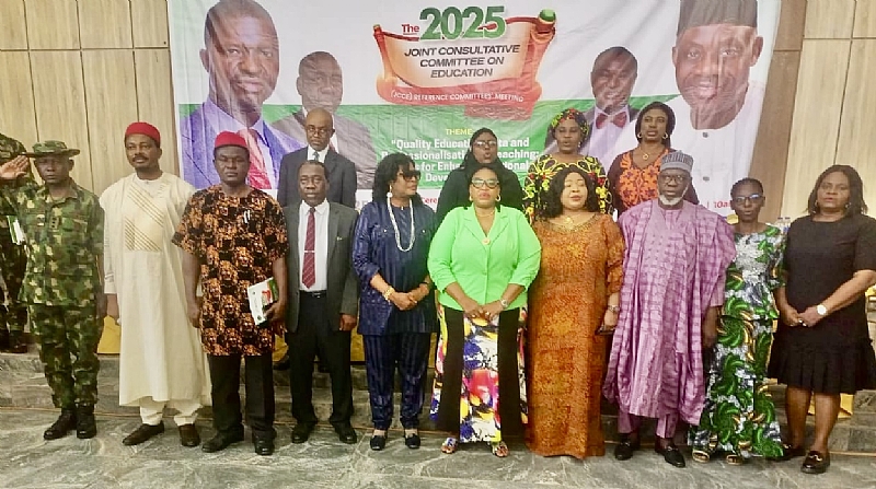 Need for National Education Data Bank, Professional Development for ...