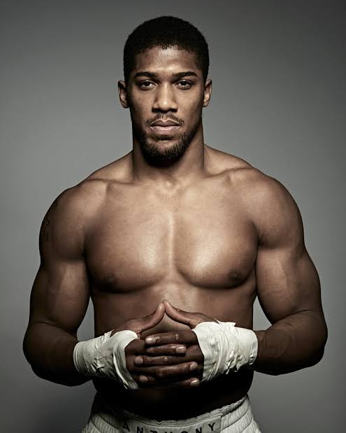 Joshua Eyes MMA Switch as Boxing-MMA Crossover Grows