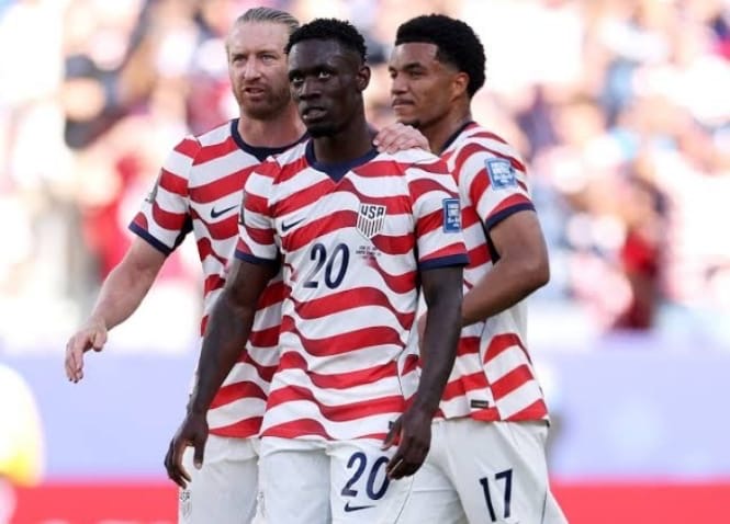USA Defeat Bosnia to Reach World Cup Round of 16 Despite Balogun Red Card