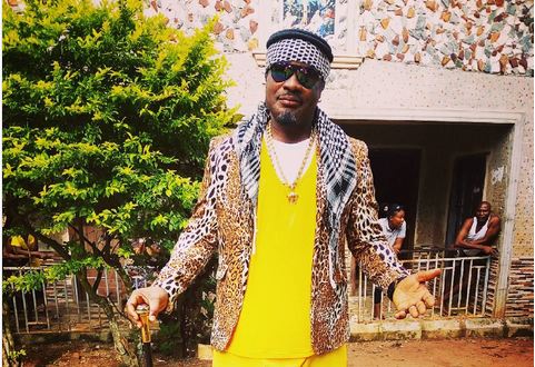 Actor, Jerry Amilo Sprays Ward of Cash at Party (photos)