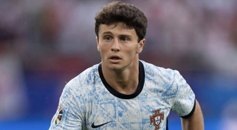 Official: Portugal Teenager Neves Joins PSG