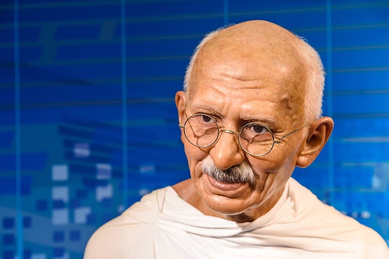 Comparative Political Leadership: Gandhi vs. Contemporary Leaders