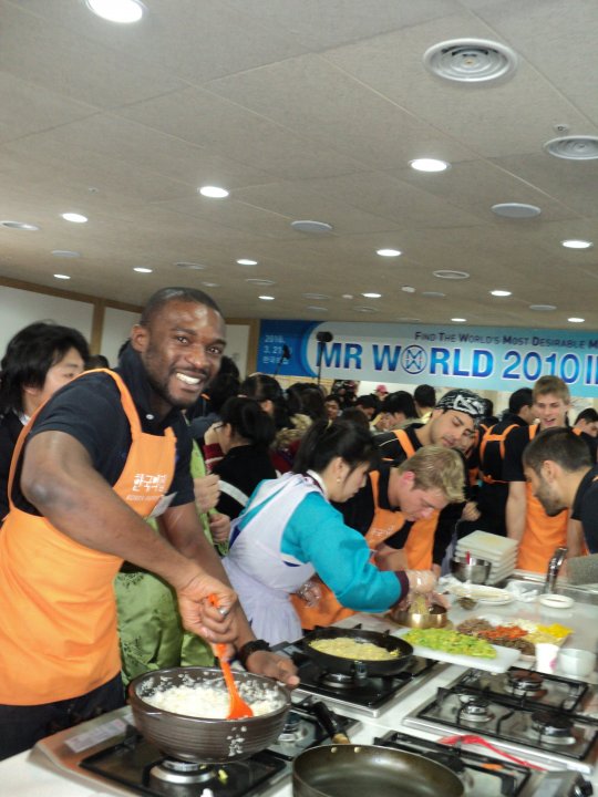 EX-MR. NIGERIA,KENNETH OKOLIE IN SIZZLING ROMANCE WITH LAGOS BIG BABE ...