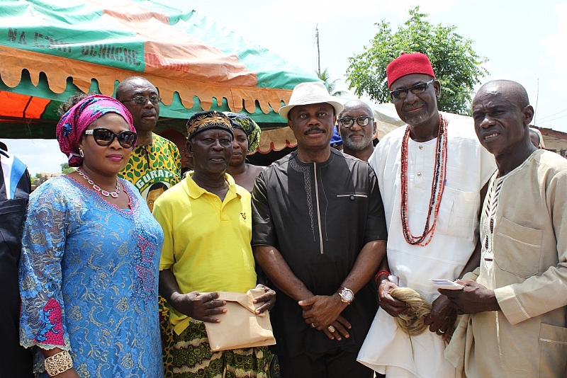 Obiano Shows Compassionate side of Governance, Visits Family that Lost ...