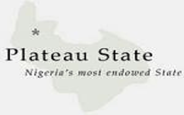 Plateau dissolves local councils