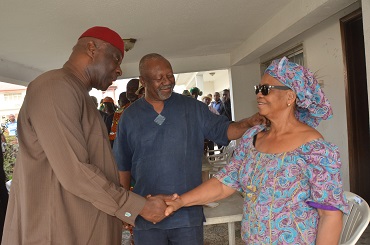 CAPT IHENACHO TAKES CAMPAIGN TO MBAKWE’S HOME TOWN