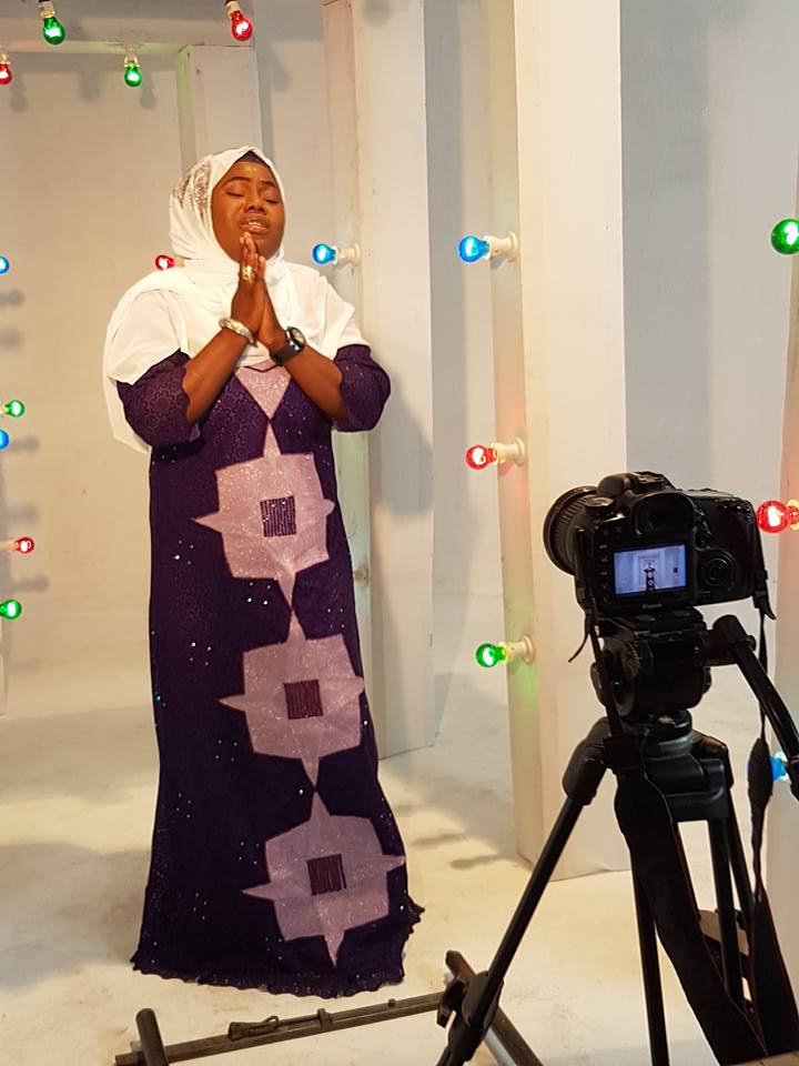 Islamic Signer, Rukayat Gawat Remembers Missing Dad