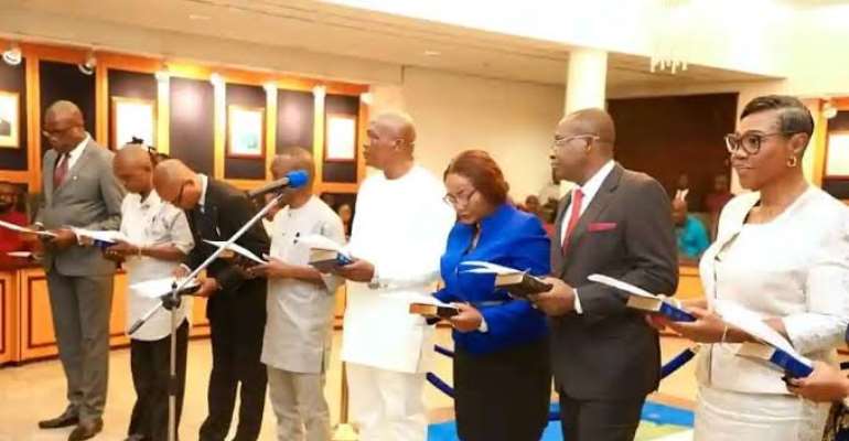 Governor Fubara Gifts Brand New SUVs To 16 Newly Sworn-in Permanent ...