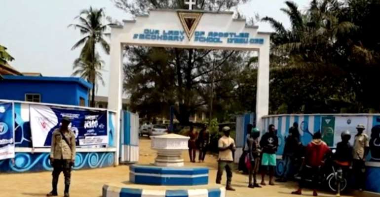 30 Students Rushed To Hospital After ‘Gas Leakage’ In Ogun School