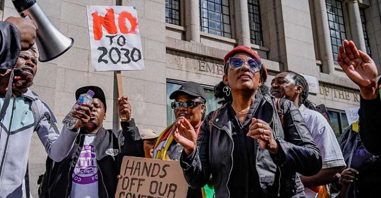 Zimbabwe: Constitutional Change and the Fight for Succession