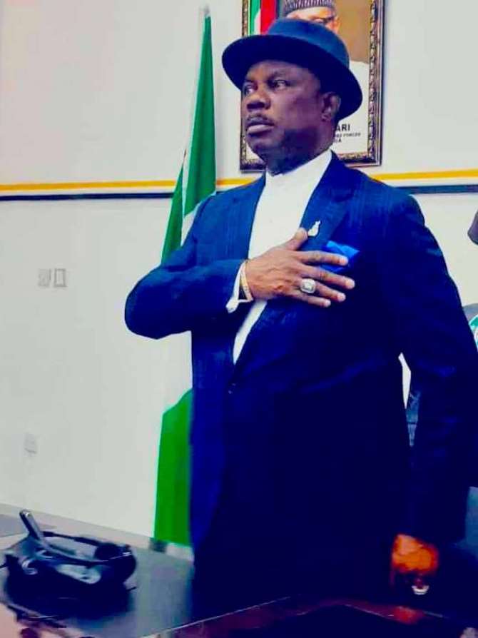 What Has A Governor's Dress Style Got To Do With Governance?